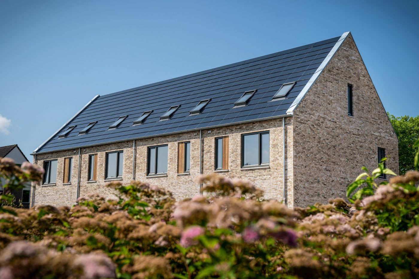 Net-zero-energy homes